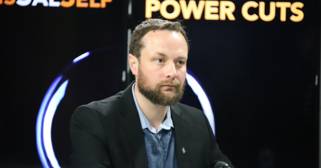 Solidarity calls for small-scale electricity generation on a large ...